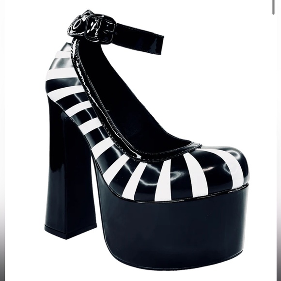 YRU | Shoes | Nib Monster High X Yru Black White Fright Platform High ...